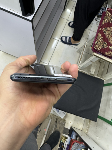 poco f5 6 ga 128 gb