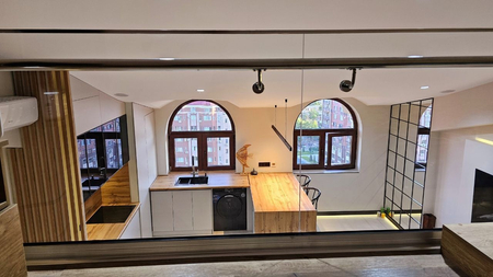 Квартира в центре ремонт, мебель техника  51м2
