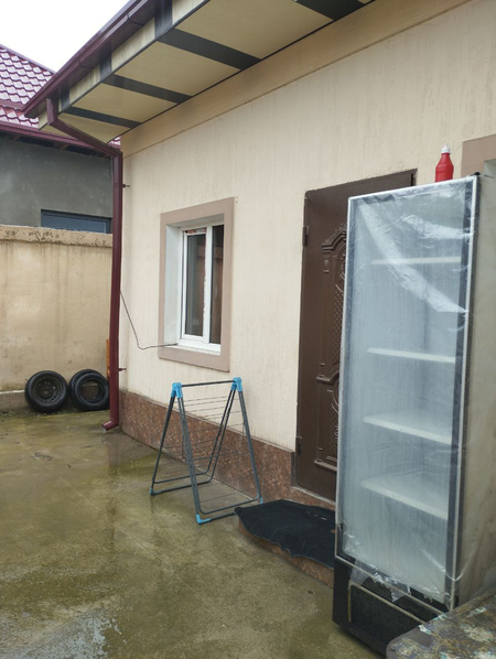 2 х КОМ Жактовский дом кирпич въезд для авто. площадь 40 м2 вдоль доро