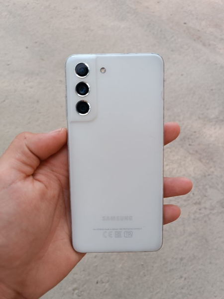 Samsung galaxy s21 fe