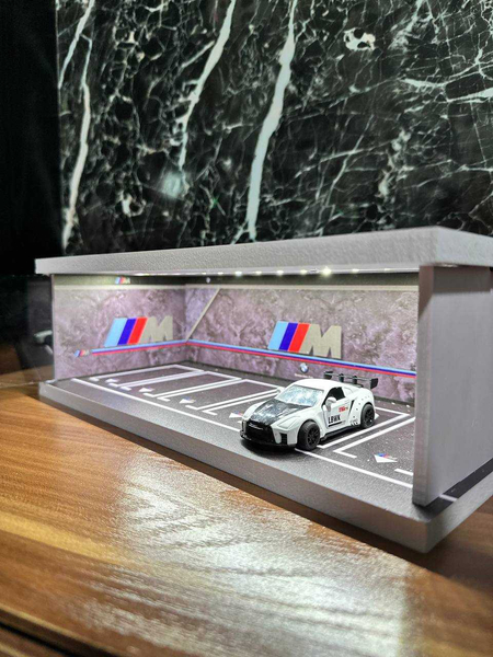 Парковка Модель 1:64.