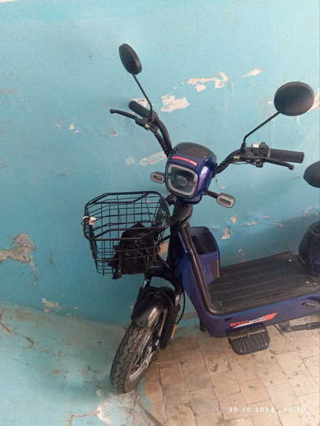 Продам электроскутер BONVI
