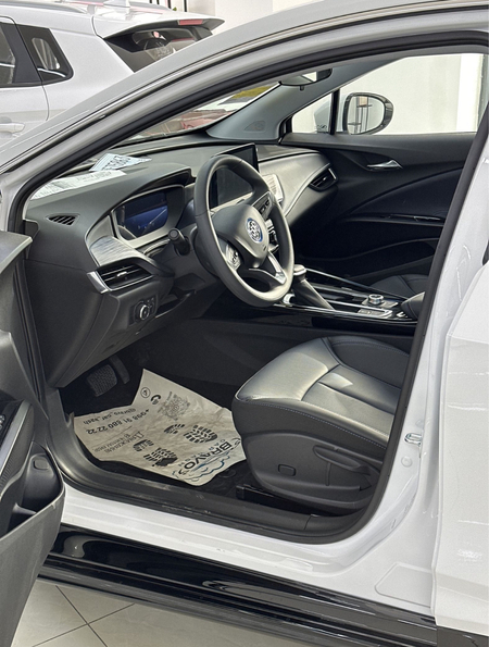 Buick velite 6 avtosalon