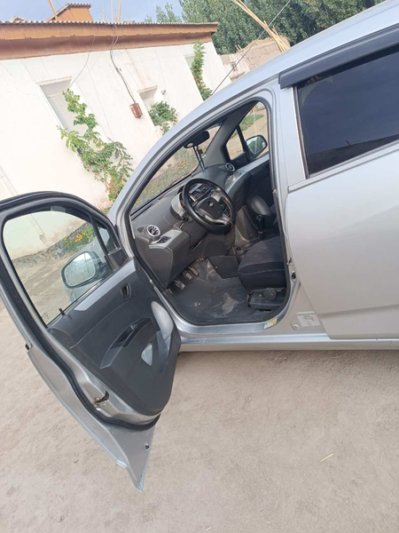 Chevrolet Spark avtomobili