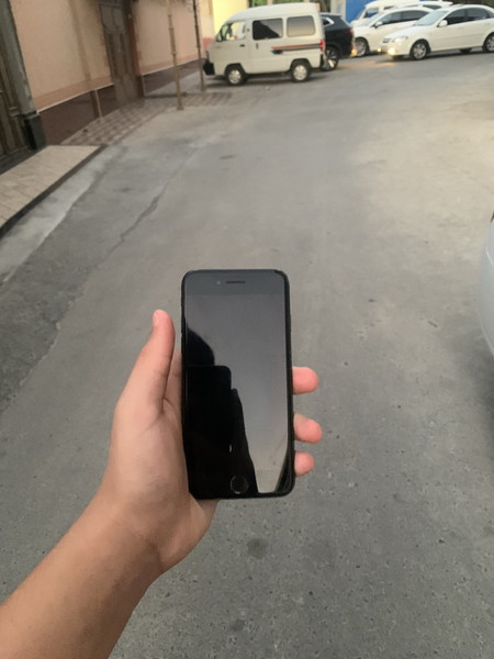 Iphone 7  32  gb