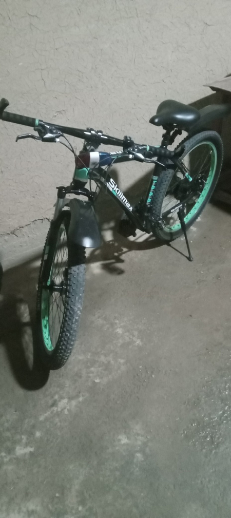 Skilmax velik 26