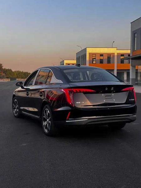 HongQi E-QM5 2024