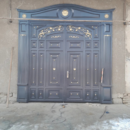 Darvozalar sotiladi zakaz olamiz xolagan stilda yasab biramiz