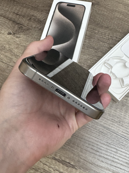 iPhone 15 Pro Max 256 Natural