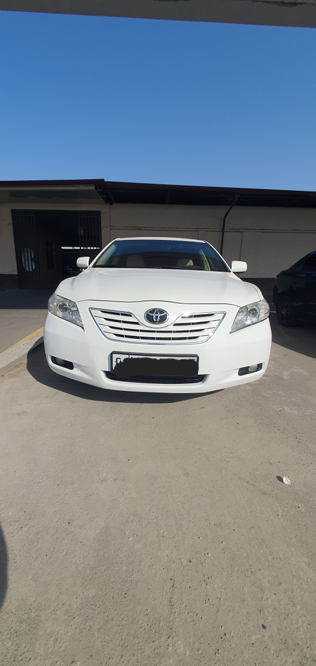 Camry 40 sotiladi holati alo gaz 65 litr propan 2008 yil