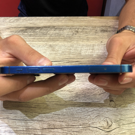 Iphone 12 mini sotiladi
