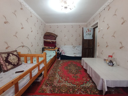 Продаётся 1 Комнатная Квартира Яшнабад Дубовая