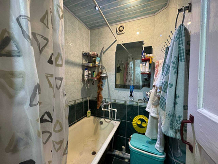 3 xonali kvartira sotiladi. e'lon id:255564
