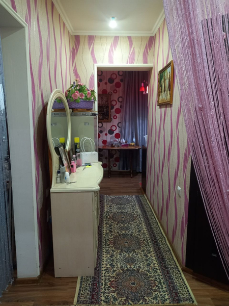 Продаётся 2х.комнатная, ТТЗ-4, Карзинка.