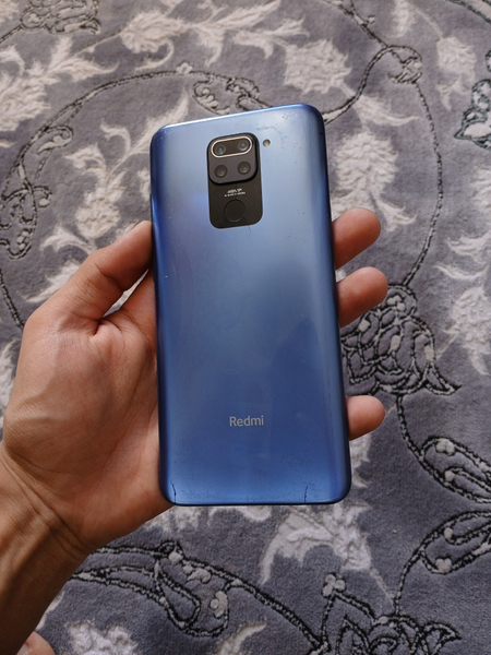 Redmi Note 9 64Gb srochno sotiladi