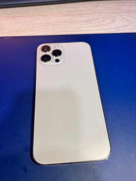 iPhone 12 pro max 128 ГБ коробка и документы имеется