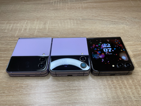 Samsung galaxy Z flip4  Z flip5
