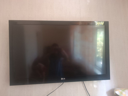 LG tlivizor 46 duyum aybi yôq ochilmagan yangi olganim ucun sotvoman