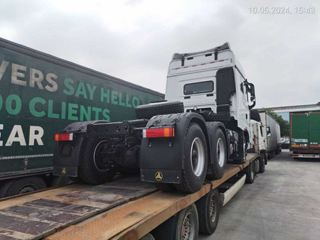 Тягач SANY [D525MS]