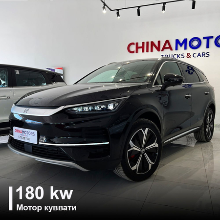 Byd Tang 730 km 6 va  7 kishili