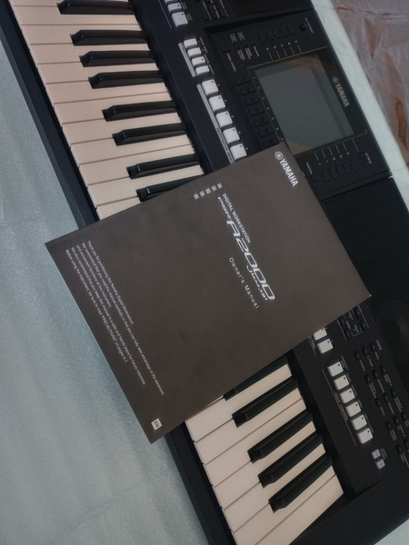 Yamaha prs a2000