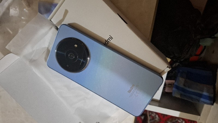 Redmi A3 haloti yangi