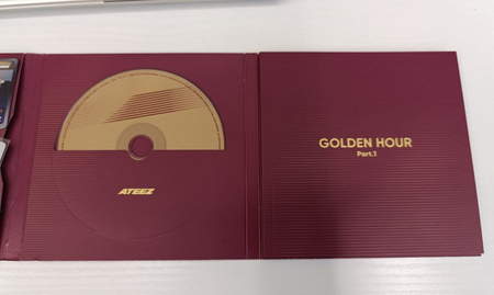 Продам Альбом Ateez