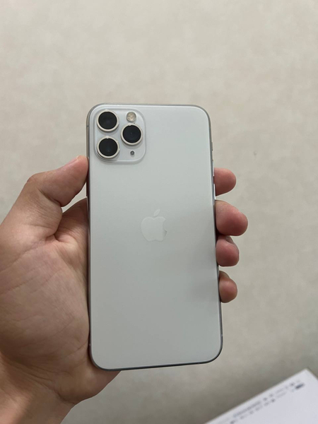 iPhone 11pro СОТИЛАДИ!!