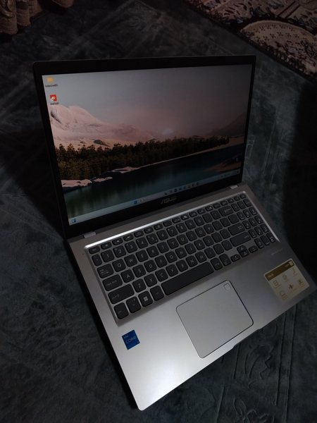 ASUS X515EA / Intel i5-11th Gen