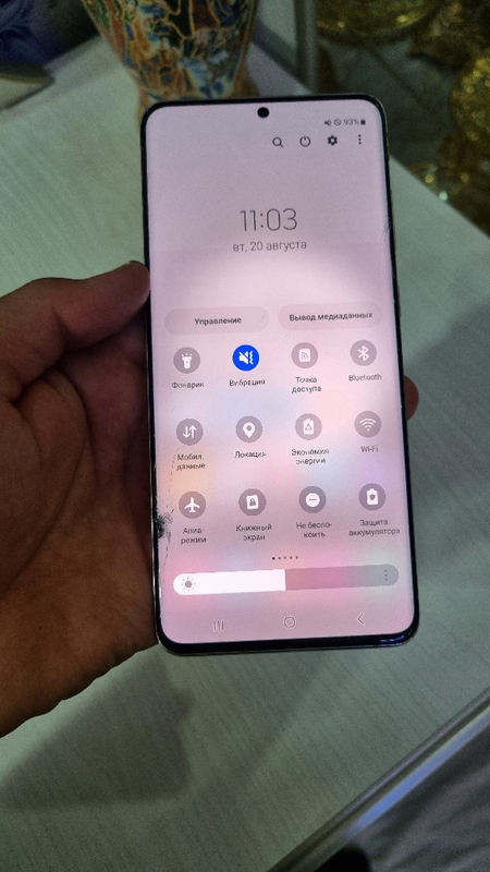 S20+5g ekran treska ketgan qogan joyi ideal