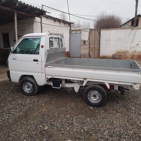 Labo chevrolet bir qo’l mashina