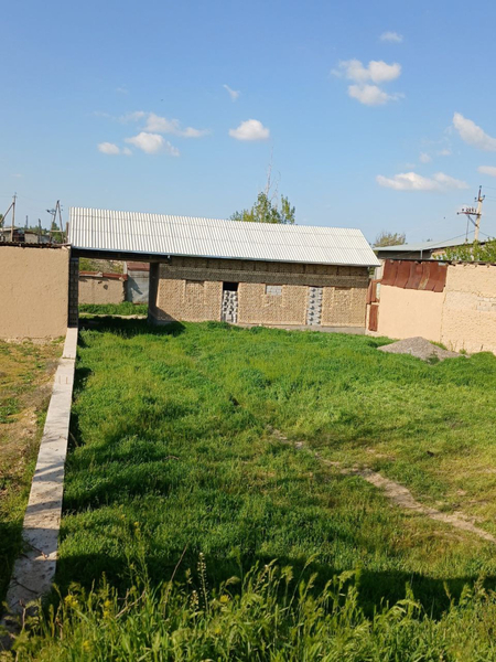 Yer uchastka sotiladi
