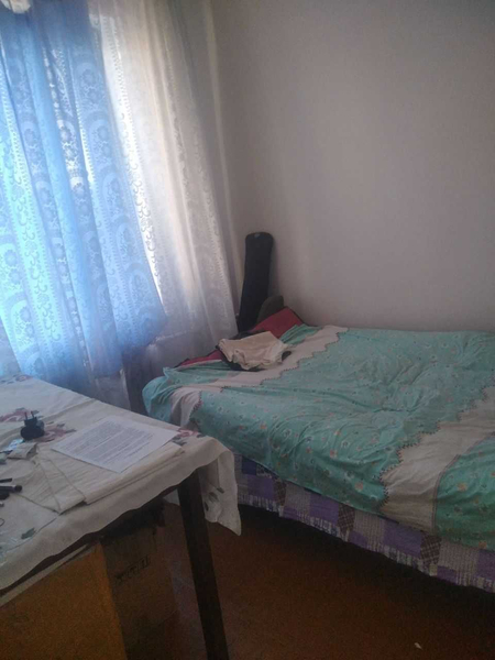 Срочно Продаётся 1/4/4