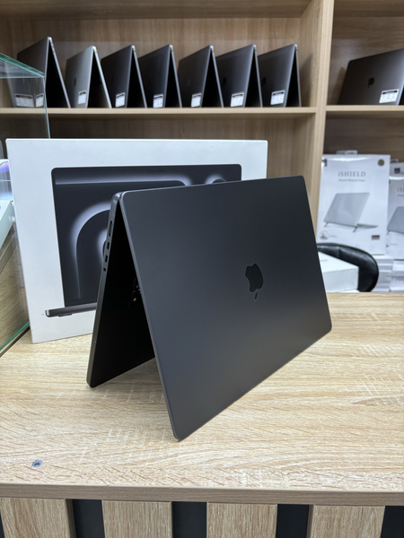 Macbook pro 2023 M3pro 18/512Gb 16inch