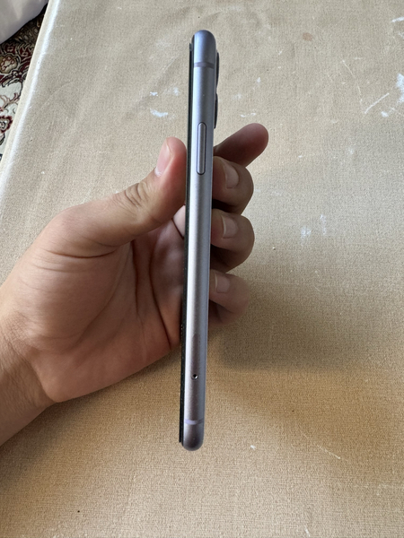 Iphone 11 …………..