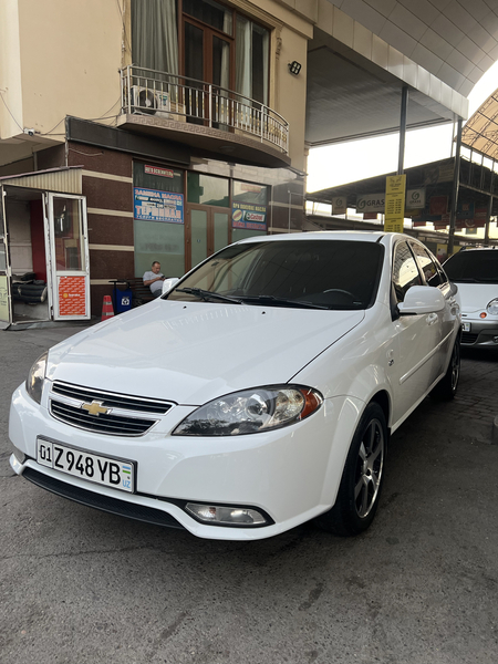 Jentra lacetti gentra lasetti