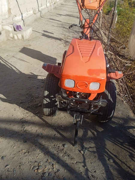 Motoblok 13 talik Dizel  sotiladi