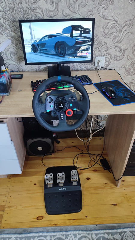 Игровой руль Logitech G29