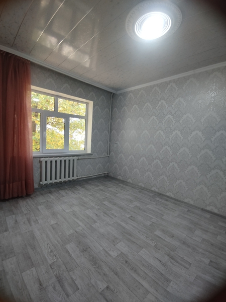 Срочно продаю свою квартиру на Бектемирском районе.