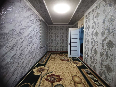 Farg\\\'ona sh.Frunziskiy massif. 3 qavat 2 xonali kvartira sotiladi.