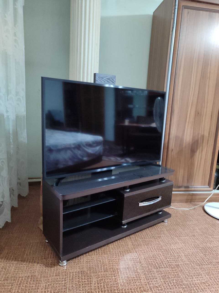 Телевизор Samsung UE49J5300