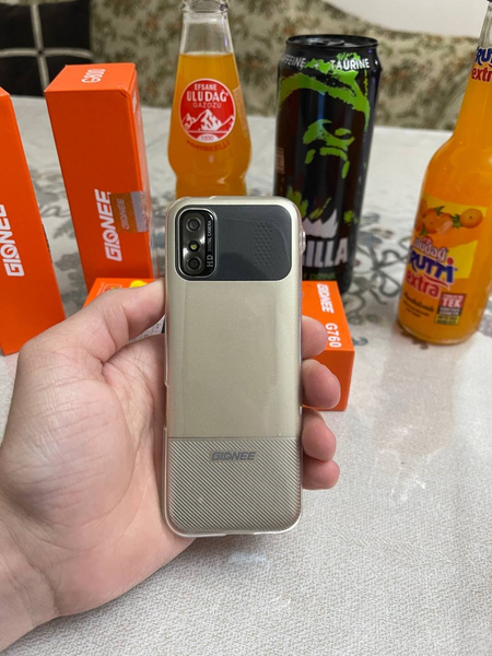 Mutloqo Yengi Gionee G760 [metall korpus]
