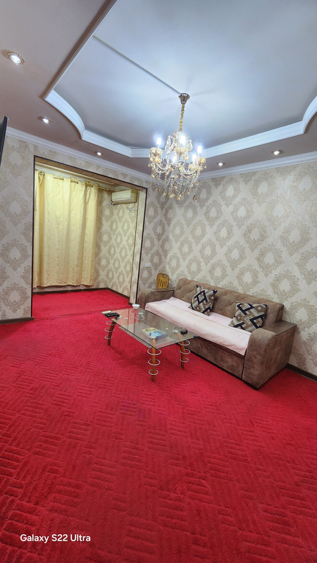 Сдаю 2-х ком квартира с евроремонтом доя проживание всё есть