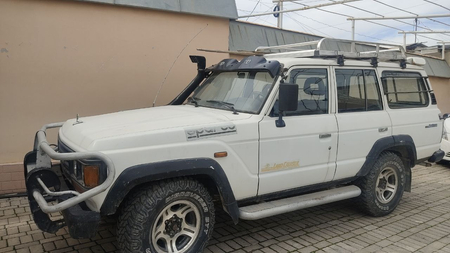 Продается Тойота Лэнд Крузер
