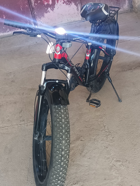 Veloseped sotiladi xamma narsasi chotki ideal 1- oy tugri xaydalmagan