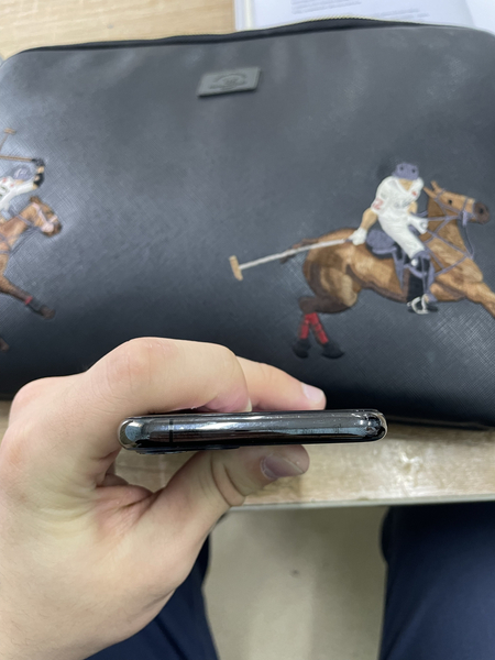 Iphone 11 pro 64 tali 74 %