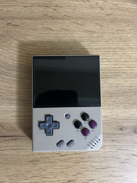 Miyoo mini plus, ps1, gba, dendi, nes, sega