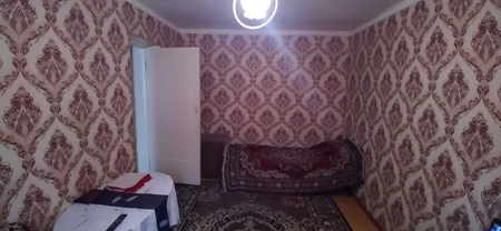 Продам квартиру 1/3/4 Чиланзар-2 торговый центр