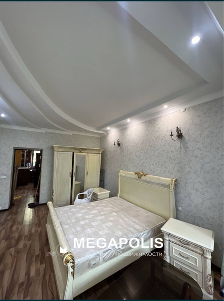 Аллея Гагарина 2/3/4 Продам квартиру