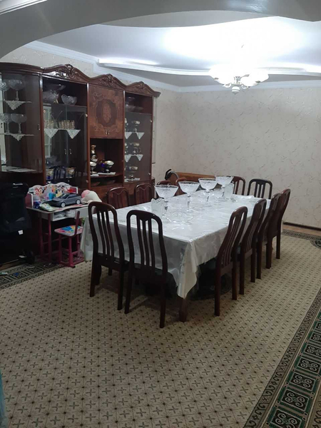 ПРОДАЕТСЯ КВАРТИРА в Шайхантахурском р-н. ул. Г.Узакова 4/4/4 100 кв.м